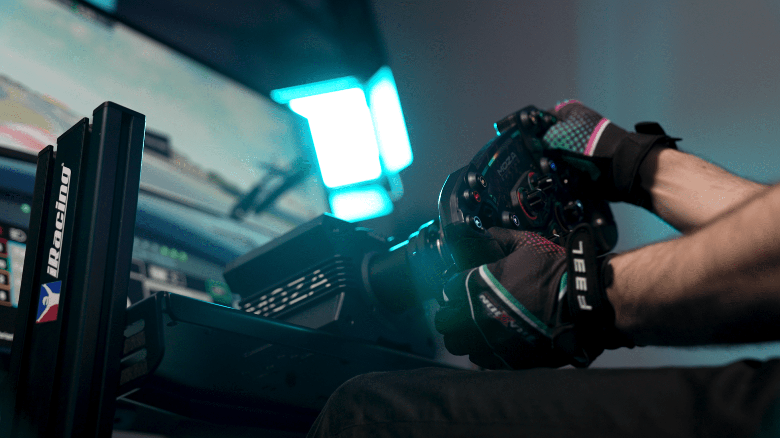 Moza Racing's GS V2 GT Wheel released, now compatible with R5 Wheel ...