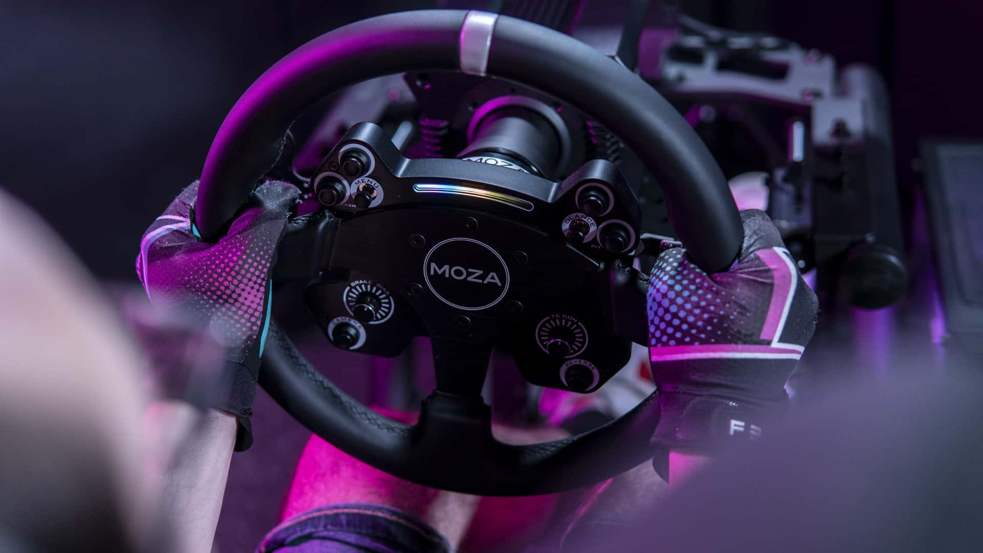 Moza CS Steering Wheel review: Big news | Traxion