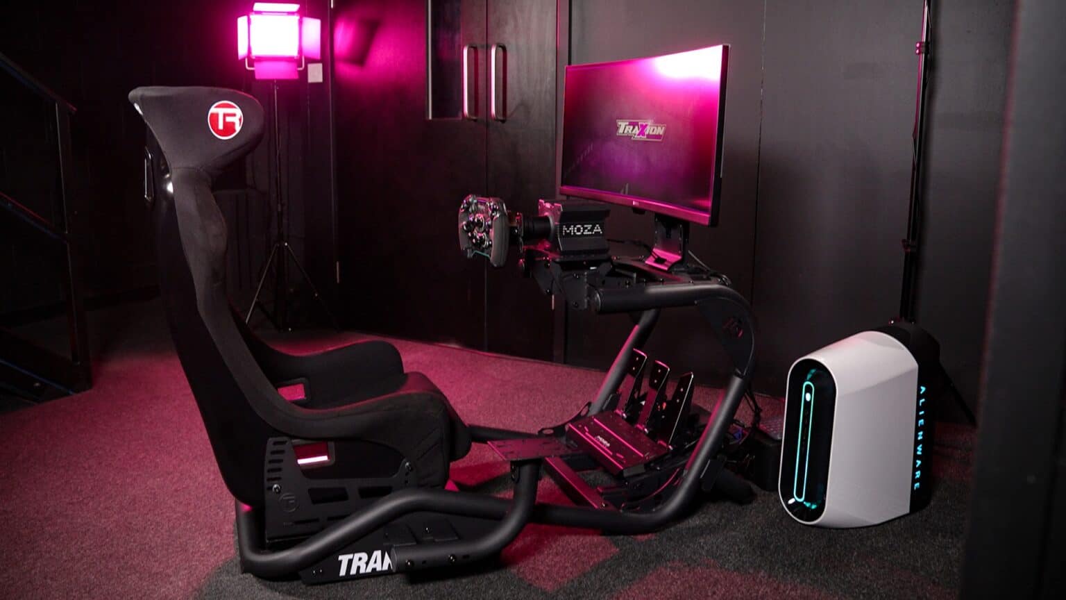 Trak Racer TR8 Pro review: A SOLID option | Traxion