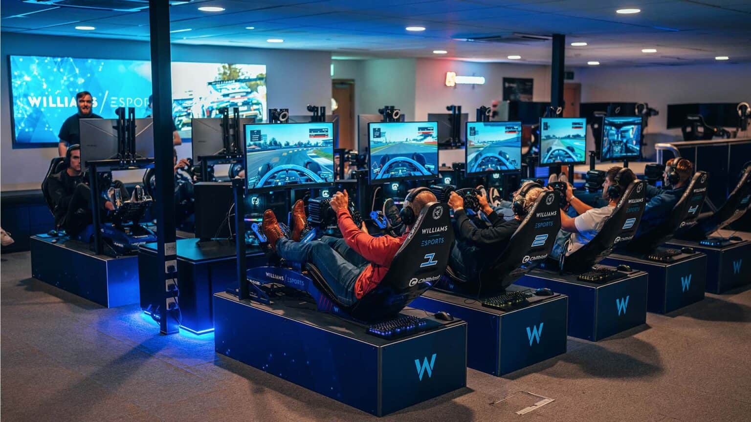 AMG Team Williams Esports: Iconic brand breeds success through family ...