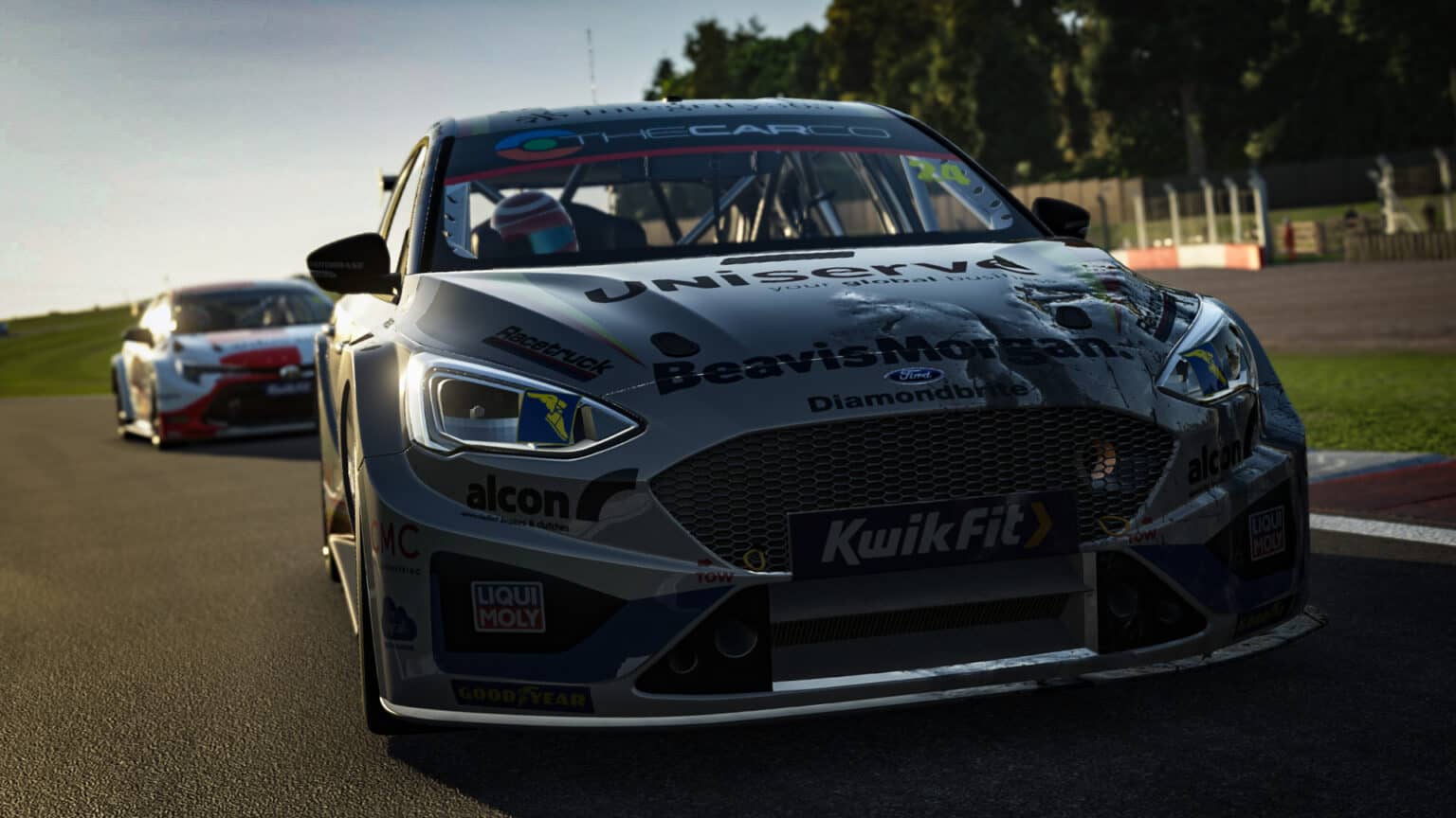 How to get started with Low Fuel Motorsport and rFactor 2 | Traxion