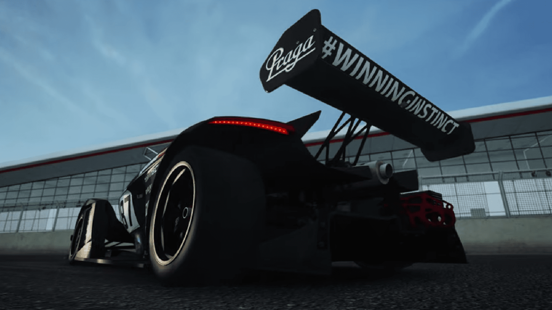 First look at Jimmy Broadbent and Gordie Mutch's Praga R1 in RaceRoom ...