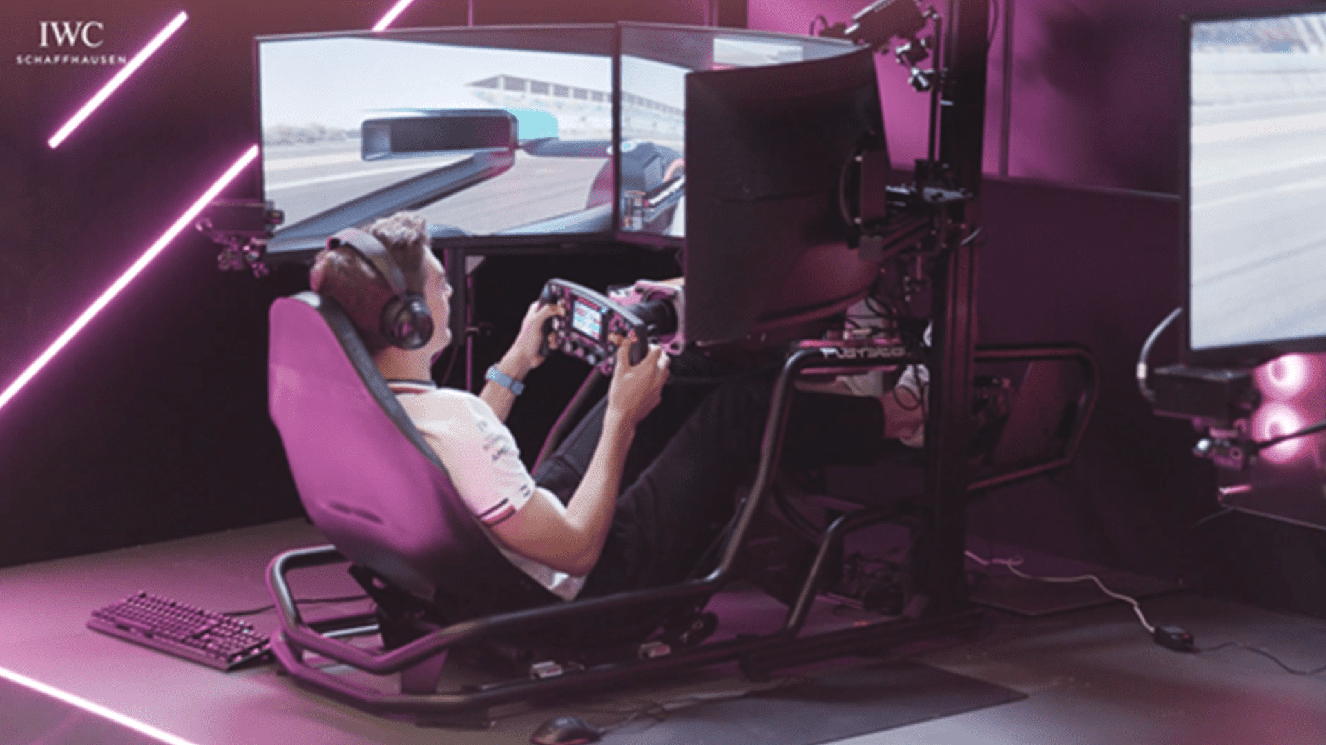 George Russell and Jarno Opmeer lead teams at iRacing Esports Sim ...