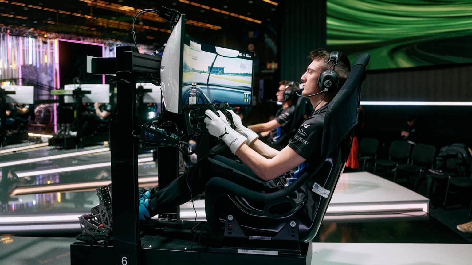Apex Racing: ESL R1 "too good an opportunity to turn down" | Traxion
