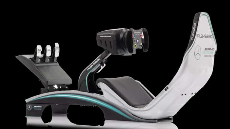 The best officially licensed F1 sim racing cockpits | Traxion