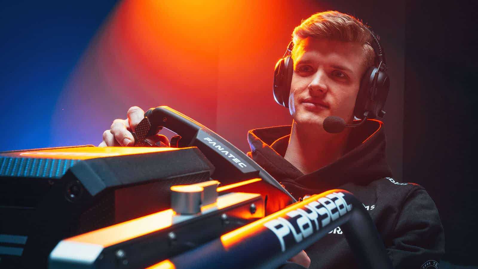 What it's like to intern at Williams Esports | Traxion