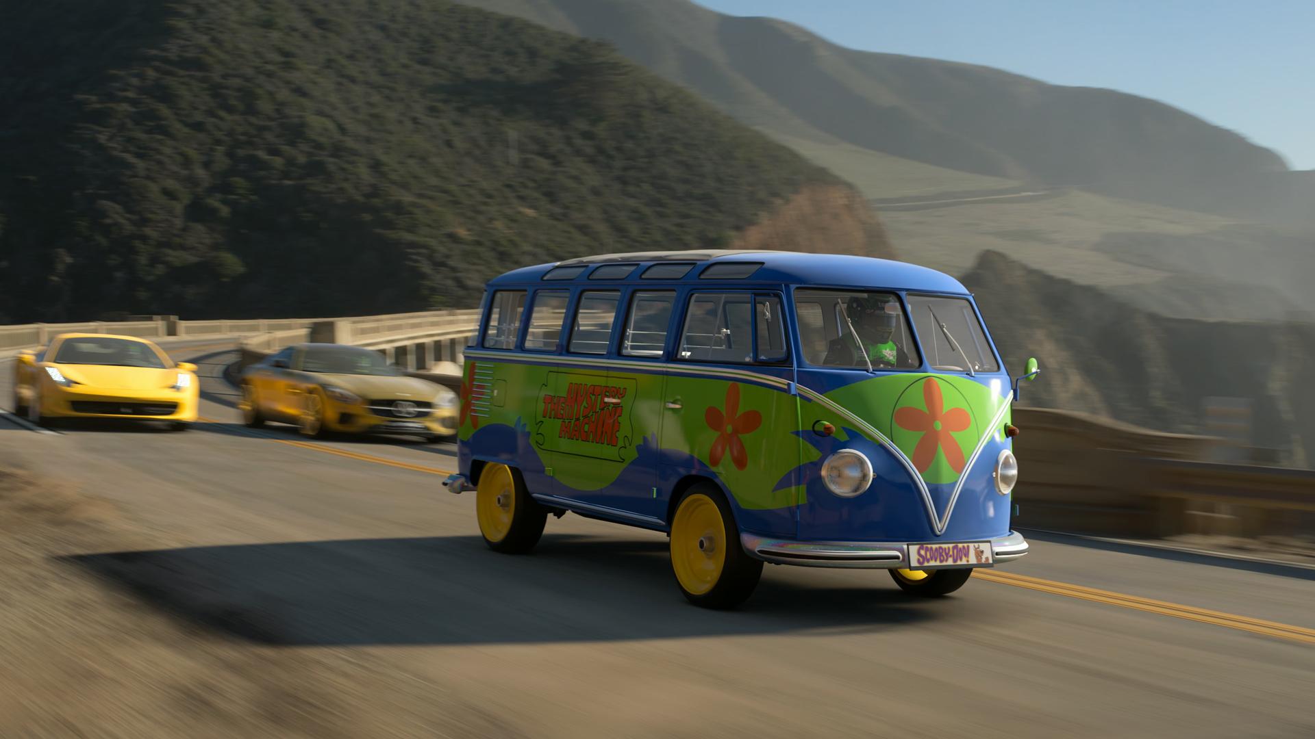 The craziest engine swaps in Gran Turismo 7 | Traxion