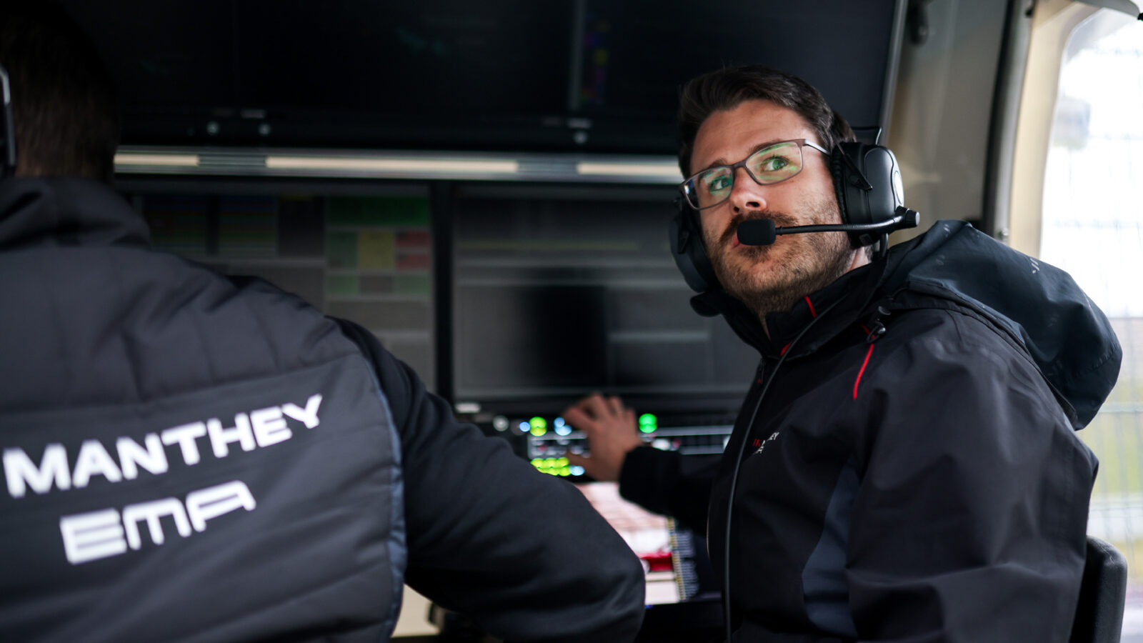 Manthey and Griiip join forces to democratise sim racing engineering ...