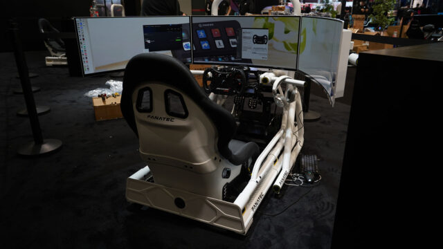 Corsair’s debut sim rig rebranded to Fanatec | Traxion