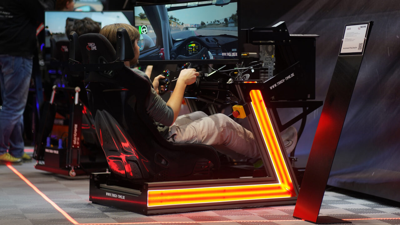 TrackTime’s prototype aluminium sim racing cockpits debut | Traxion